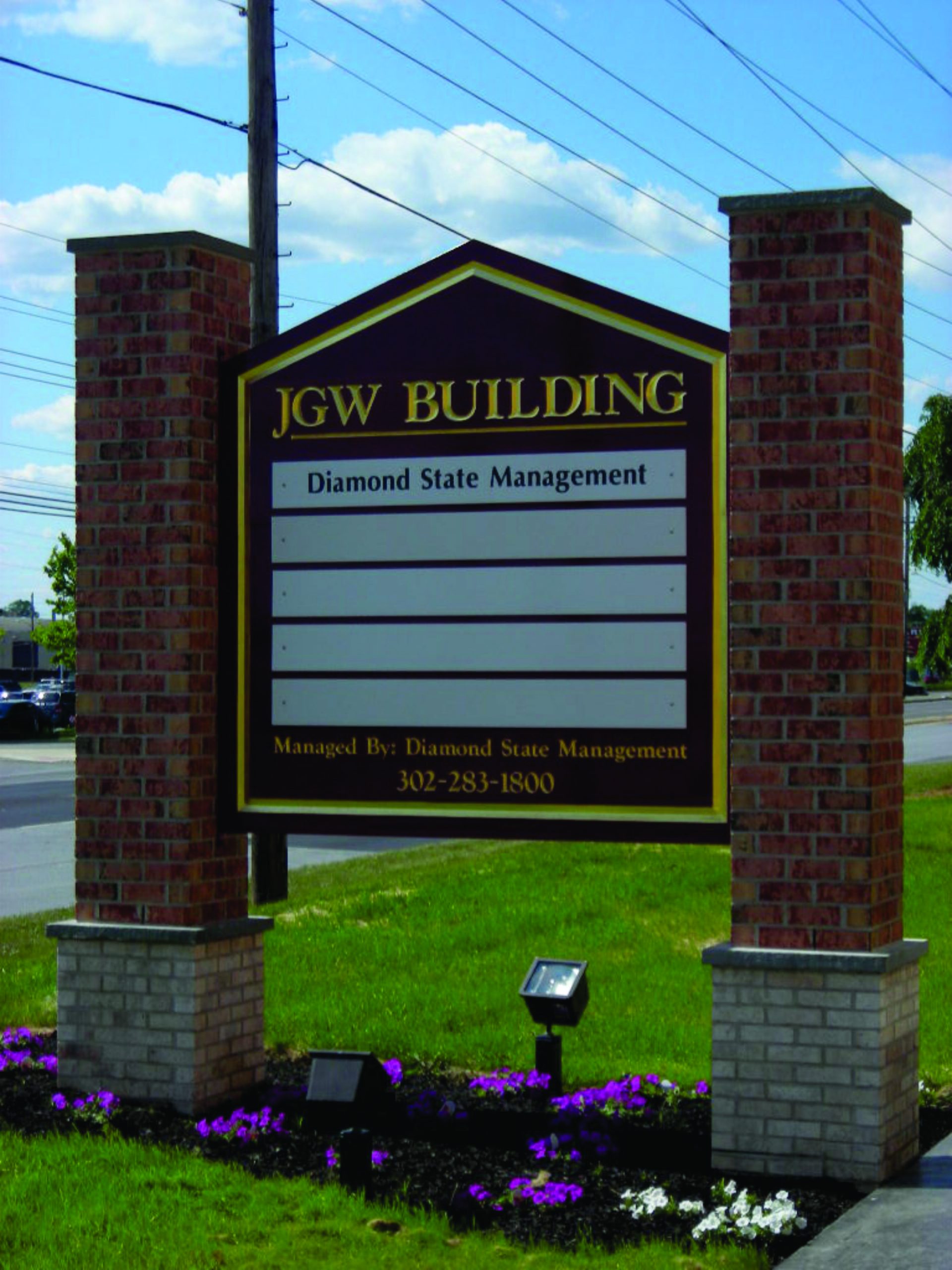 Monument Gallery - HES Sign