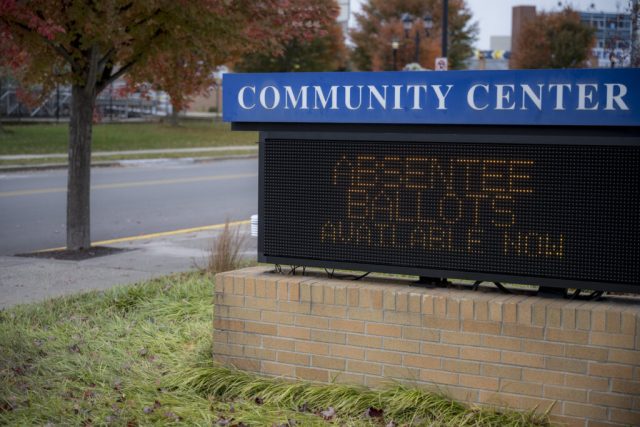 Are Digital Signs A Good Option For Community Organizations? - HES Sign