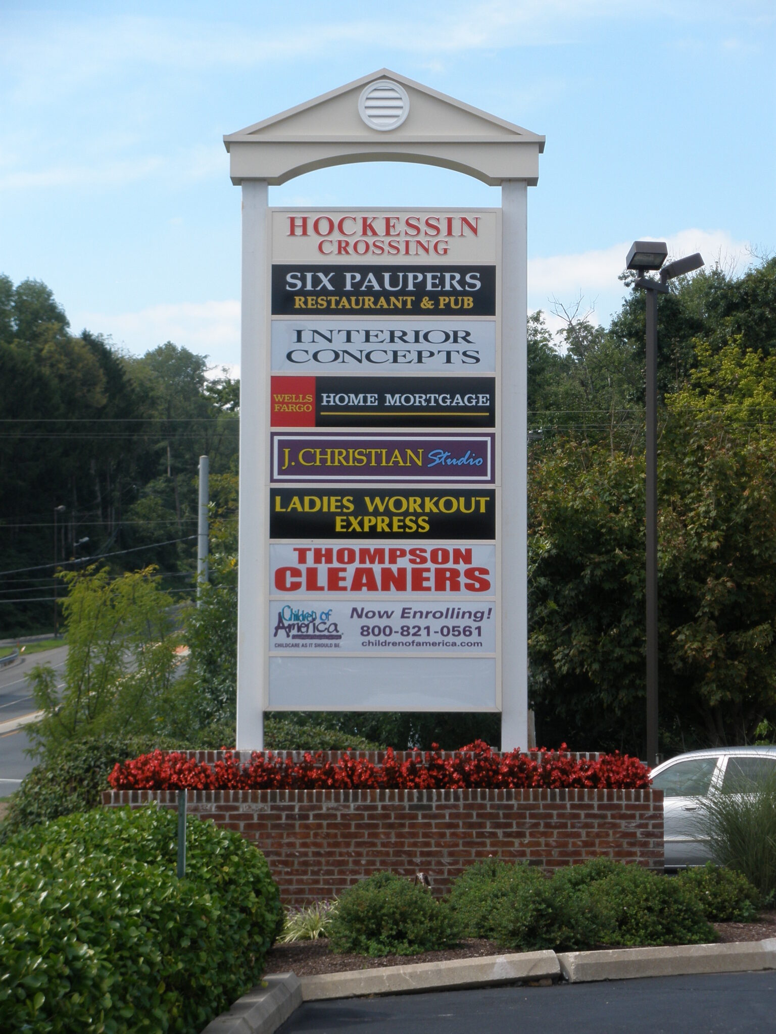 Pylon Signs: A Business Owner’s Guide - HES Sign